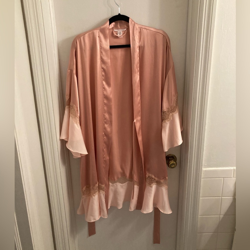 Victoria’s Secret Light Pink Satin Pajama Set - Tank,… - Gem
